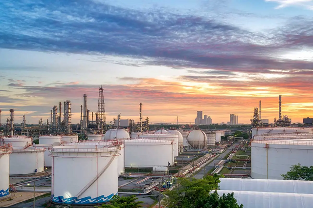 Clad Plates For Oil & Gas Production Facilities: Gallianz